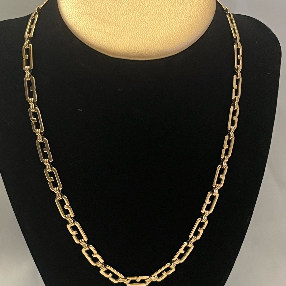 Vintage 1980 Iconic G Givenchy Gold Chain Necklace 18” - Gem